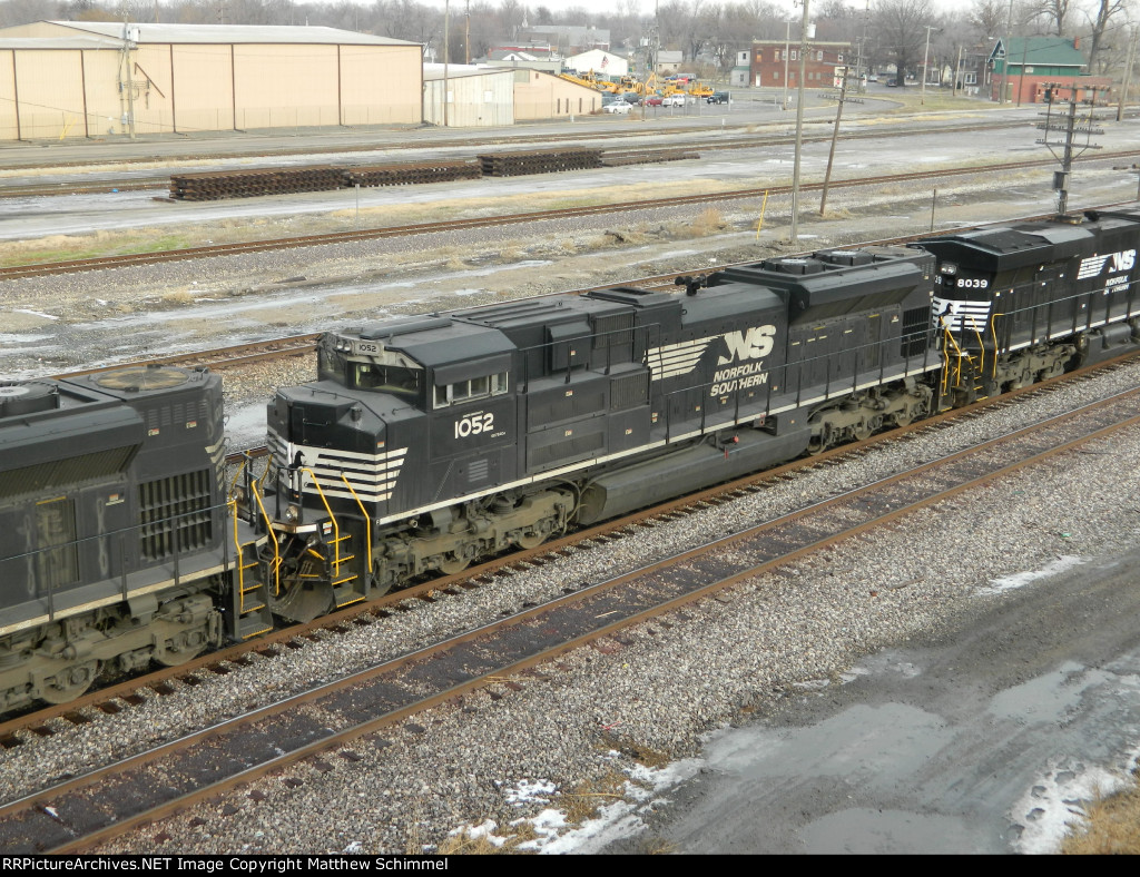 NS 1052